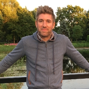 Dr. T. (Thorsten) Carstensen - Universiteit van Amsterdam