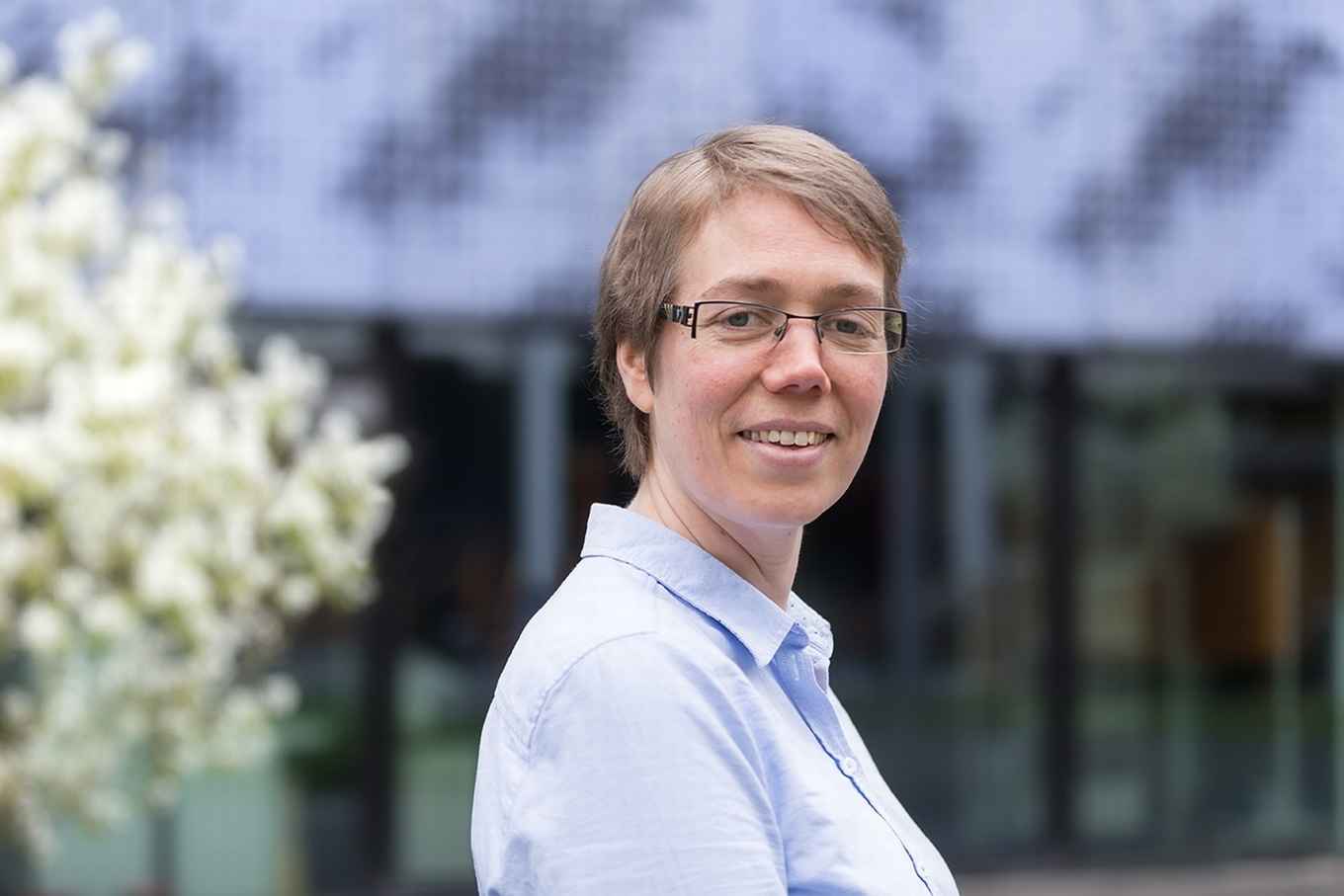 Ellen Backus, professor by special appointment of Non-Linear ...