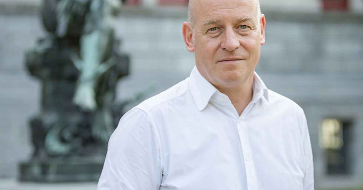 Frits Scholten, professor of History of Western Sculpture ...