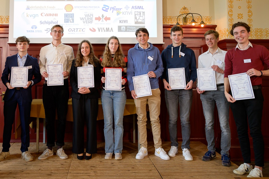 Three students in the College of Science receive KHMW Young Talent ...