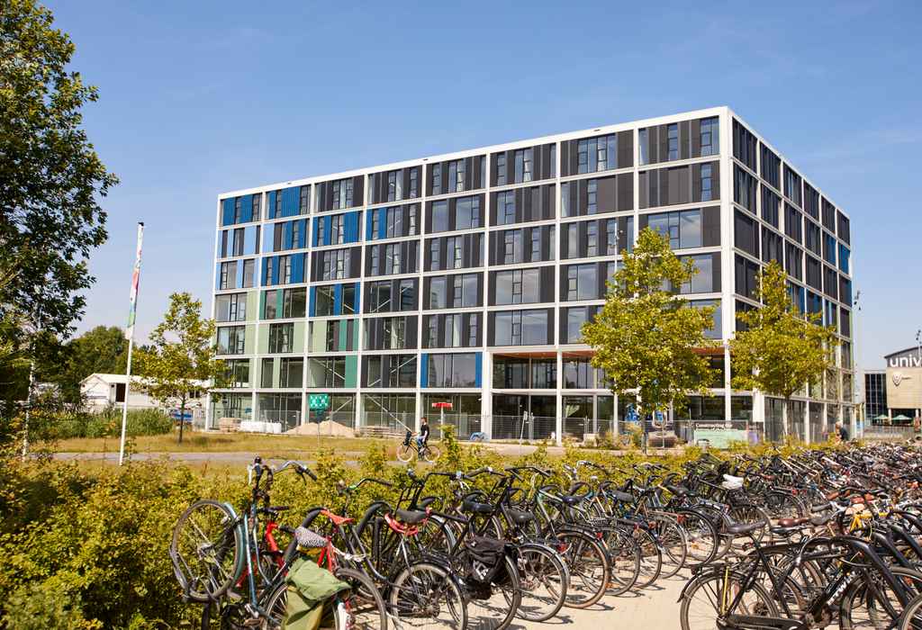 Science Park 900 - Lab 42 - Universiteit van Amsterdam