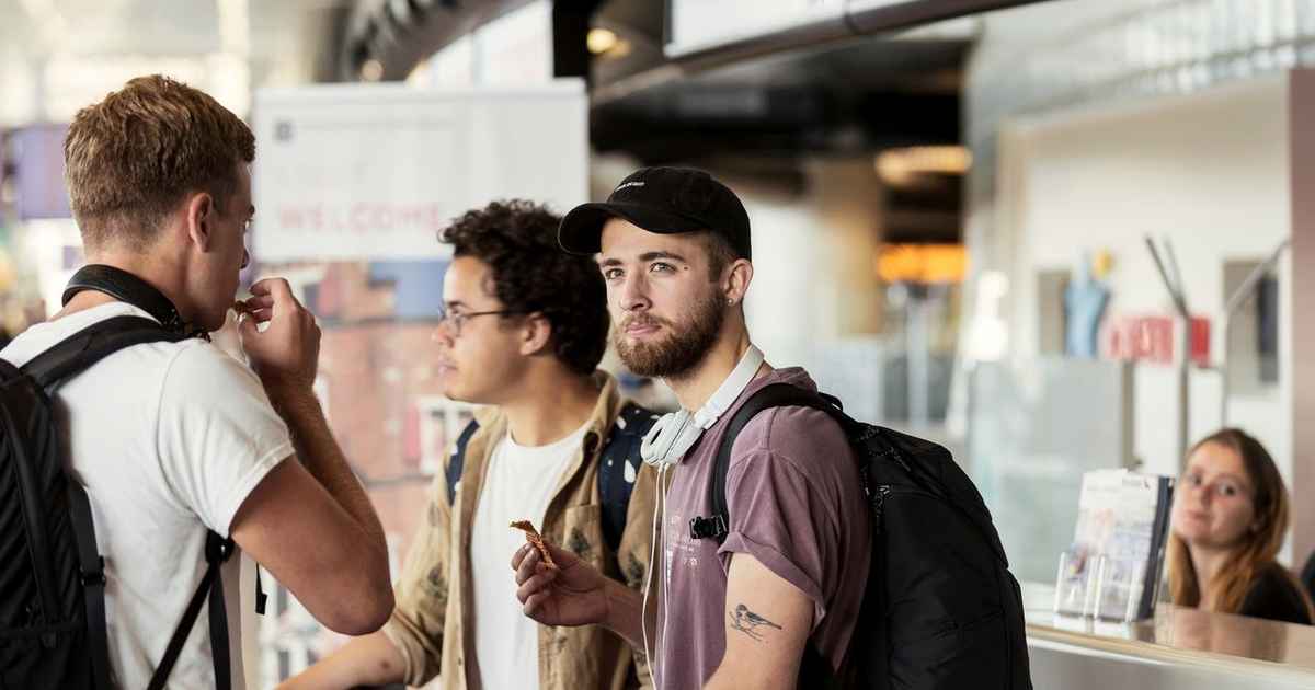 Upon arrival - University of Amsterdam