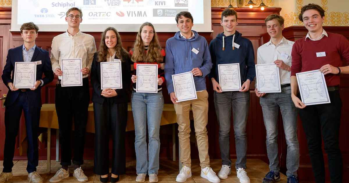 Three students in the College of Science receive KHMW Young Talent ...