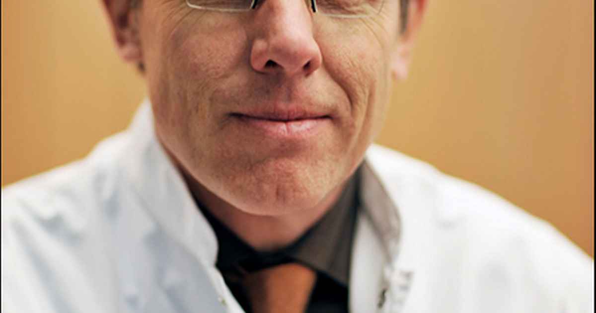 Dhr. dr. G.R.A.M. D’Haens, hoogleraar Inflammatoire darmziekten ...