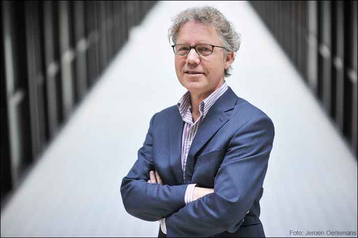 Dr C.T.J. Hulshof - Universiteit van Amsterdam