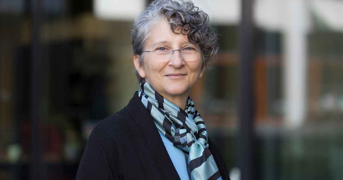 Joanna Ellis-Monaghan appointed professor of Discrete Mathematics ...