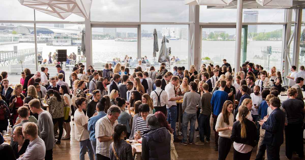 UniversiteitsForum - Universiteit van Amsterdam