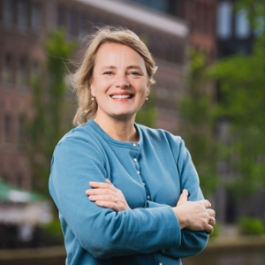 Prof. E.H. (Edith) Hooge - University of Amsterdam