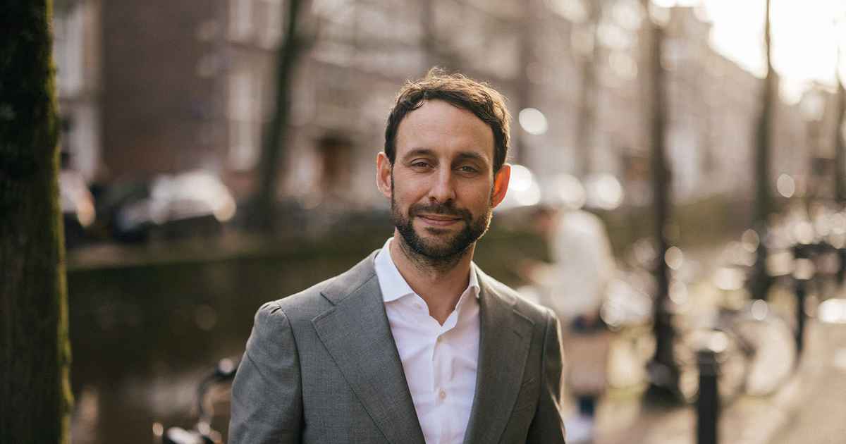 Aarden in het verleden: Over het belang van Nederlandse geschiedenis in ...