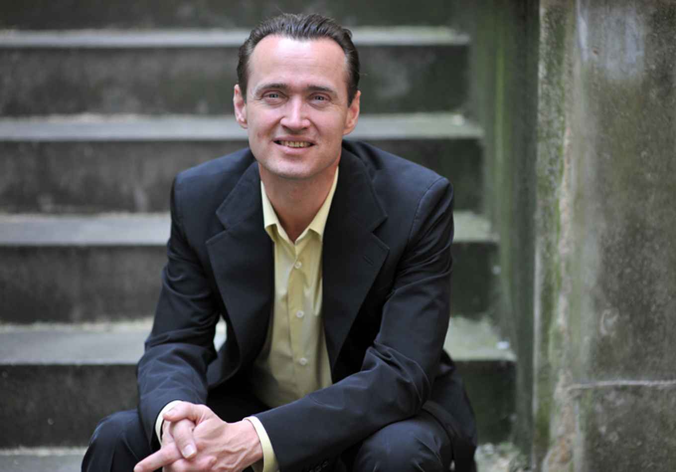 Dr R.J.M. Lefeber - Universiteit van Amsterdam