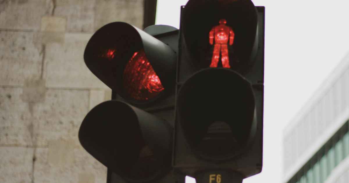 Why we follow rules – even when no one's watching - Universiteit van ...